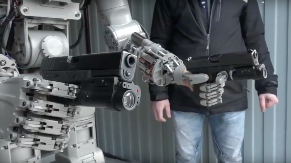 Russia's FEDOR Robot Can Dual Wield Pistols and May Be Going to Space ...