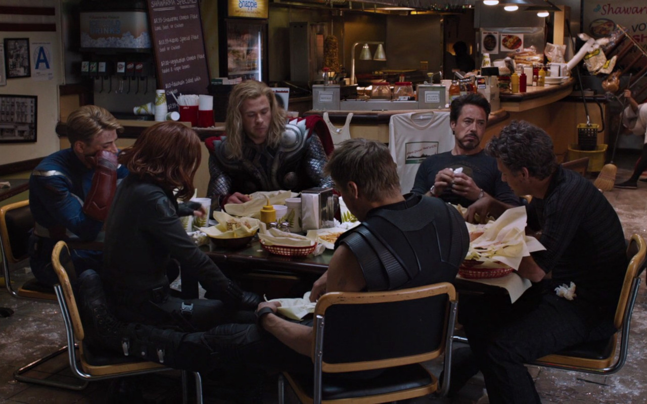 INFINITY WAR Survivors Gather for Shawarma in Last Supper Style Fan Art ...