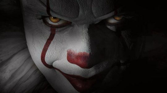 Watch This Incredible Makeup Transformation into IT's Pennywise - Nerdist