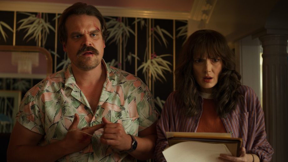 Is STRANGER THINGS Setting Up Chief Hopper as a Villain? - Nerdist