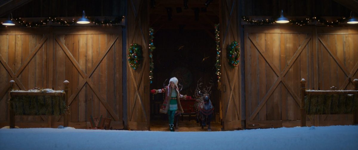 Bill Hader on Becoming A Yoga-Teaching Santa Claus in NOELLE - Nerdist