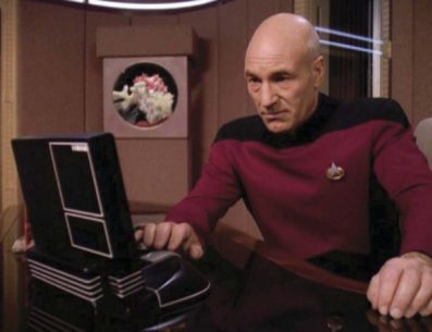 Fan Builds Working STAR TREK: TNG-Style Computer - Nerdist