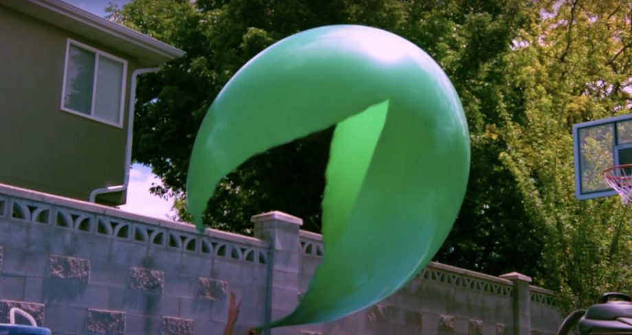 Balloons Popping In Super Slow-Mo Is Hypnotizing - Nerdist