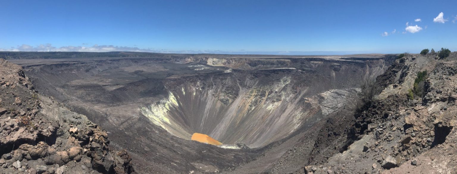 Scientists Monitoring 185°F Volcanic Lake for Steam Explosions - Nerdist