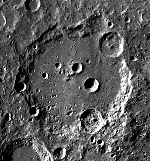 NASA Finds Evidence of Water on Moon's Sunlit Surface - Nerdist