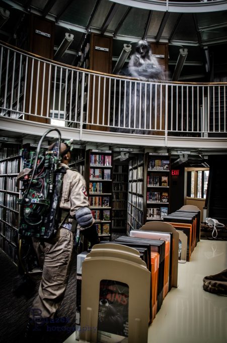 GHOSTBUSTERS Cosplay Gives a Spooky Spin to a Classic Scene - Nerdist