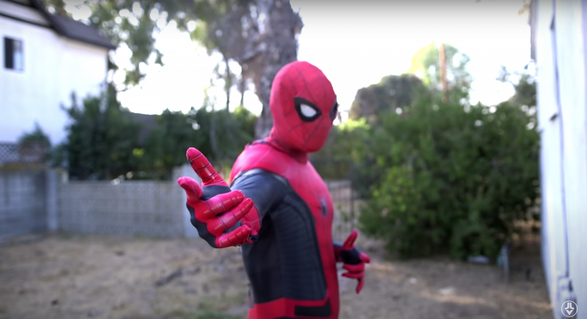 Electrified, Tightening SPIDER-MAN Suit Shrinks to Fit User - Nerdist
