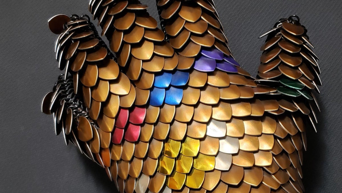 Get Your Hands On (and In) Dragonscale Gauntlets - Nerdist