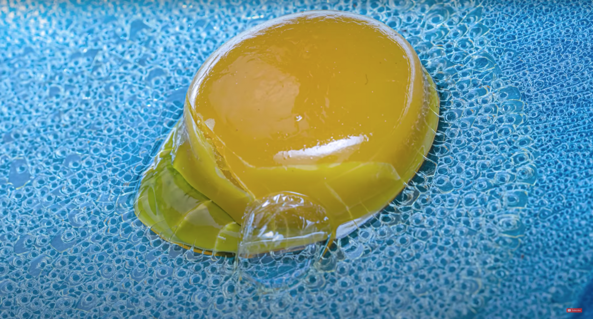 Time-Lapse of Raw Egg Drying Is, Believe It or Not, Beautiful - Nerdist