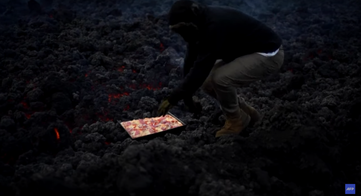 Guatemalan Chef Cooks Tasty Pizzas Over Active Volcano - Nerdist
