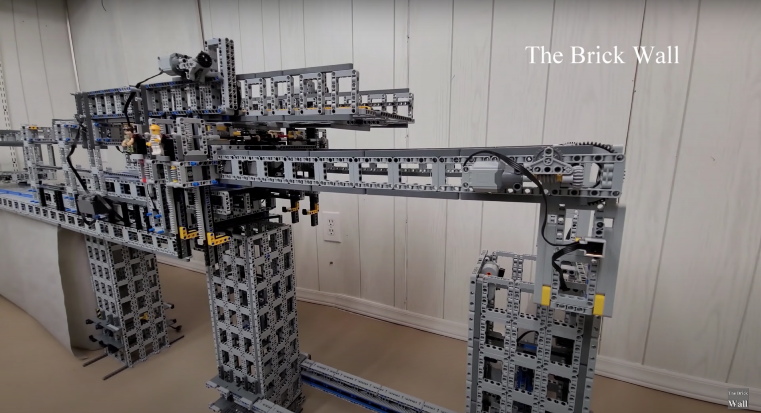 LEGO Bridge-Building Machine Is an Infrastructural Marvel - Nerdist