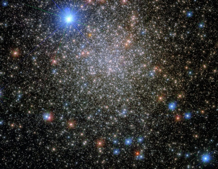 NASA Shares Stunning Image from 'Rediscovered' Star Cluster - Nerdist