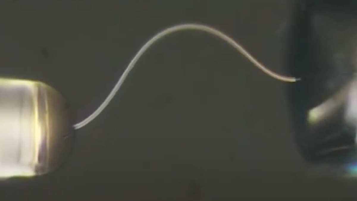 Scientists Have Created Springy, Bendable Threads of Ice - Nerdist