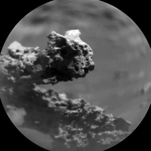 NASA's Curiosity Rover Finds Bizarre Martian Rock - Nerdist