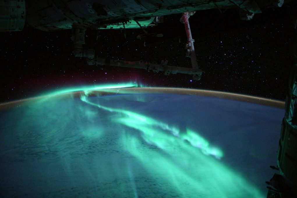 Astronaut Captures Stunning Images of Rare Blue Hued Auroras - Nerdist