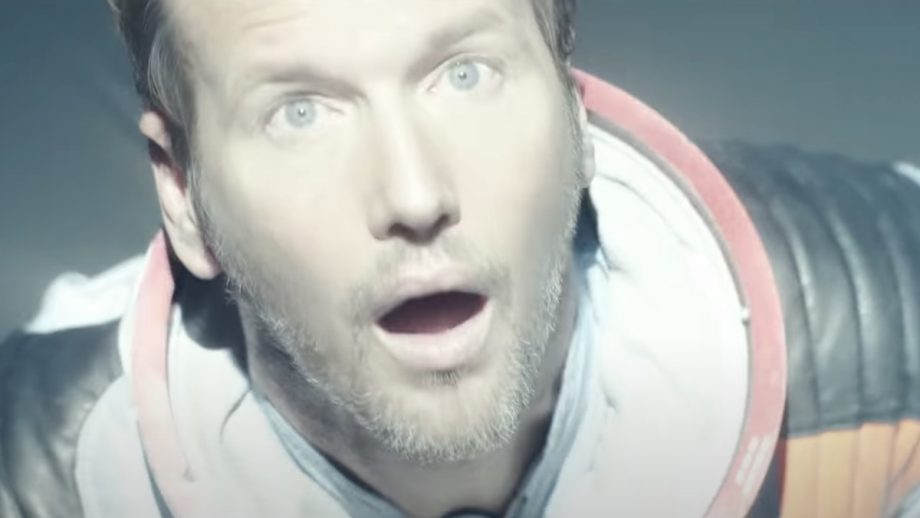 The Actual Moon Attacks Earth in First MOONFALL Trailer - Nerdist