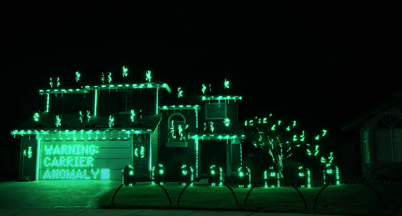 This MATRIX Halloween Light Show Lets You Take the Fun Pill - Nerdist