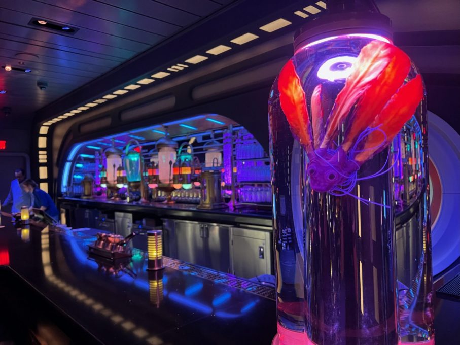 Aliens, Lightsabers, and More: Our STAR WARS: Galactic Starcruiser ...