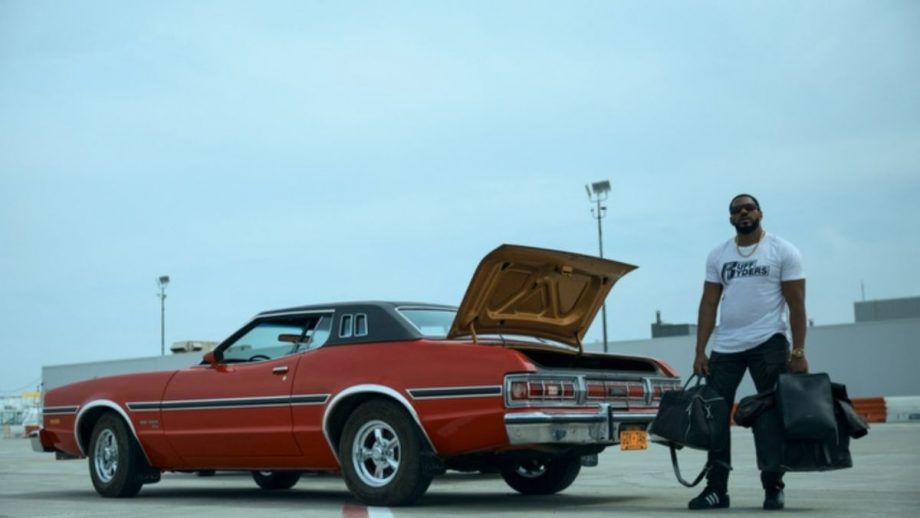 THE BOYS' Laz Alonso on MM's T-Shirts, Releasing Trauma, and His Season ...