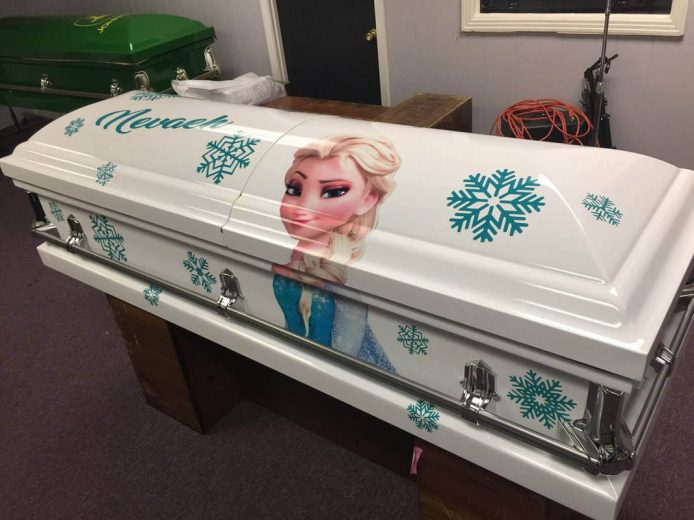 Nerdy Coffins Bring GHOSTBUSTERS, STAR WARS, and More to the Afterlife ...