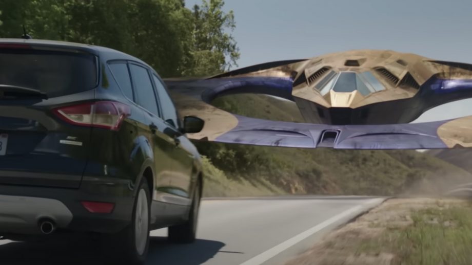 What Caused the Crash in SHE-HULK's Premiere? - Nerdist