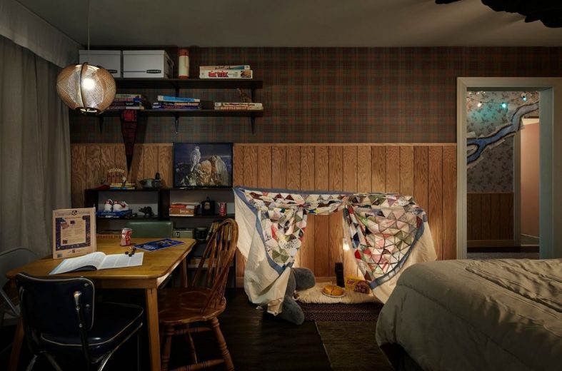 STRANGER THINGS Hotel Suite Gives You the Hawkins Experience - Nerdist