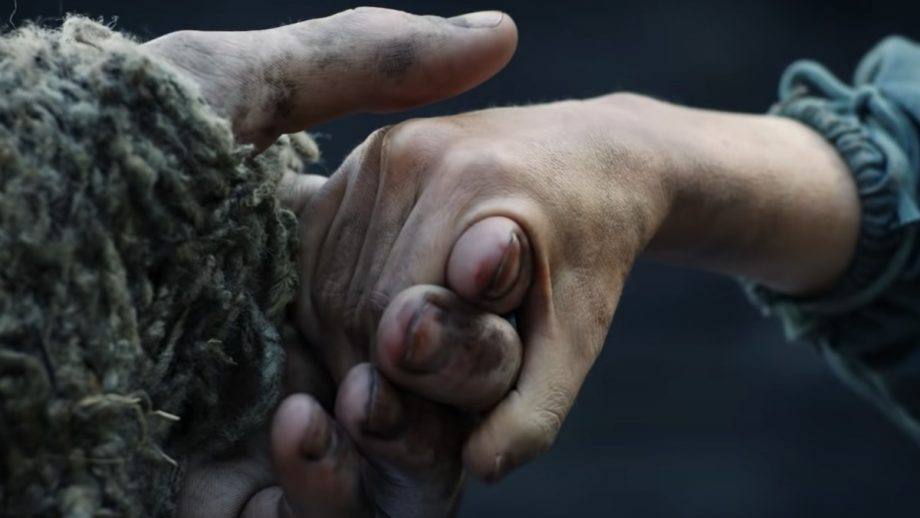 How THE RINGS OF POWER's Walking Song Connects with THE LORD OF THE ...