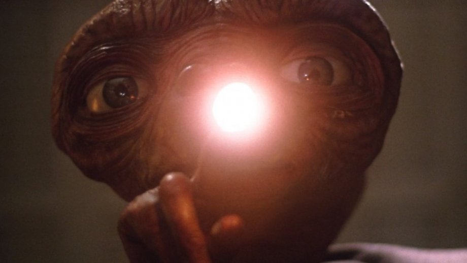 E T s Famous Phone Call Home Would Cost 76 Quadrillion Nerdist e-t-s-famous-phone-call-home-would-cost-76-quadrillion-nerdist