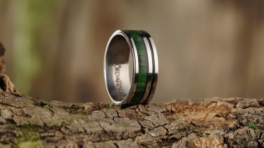 Celebrate Your Love (and Middle-earth) with LORD OF THE RINGS Wedding ...