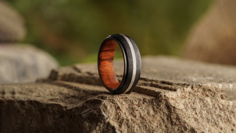 Celebrate Your Love (and Middle-earth) with LORD OF THE RINGS Wedding ...