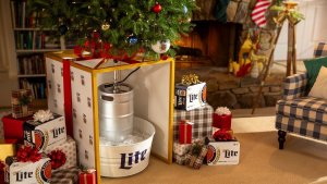 Get Into the Holiday Spirit with a Tree Stand That Pours Beer - Nerdist