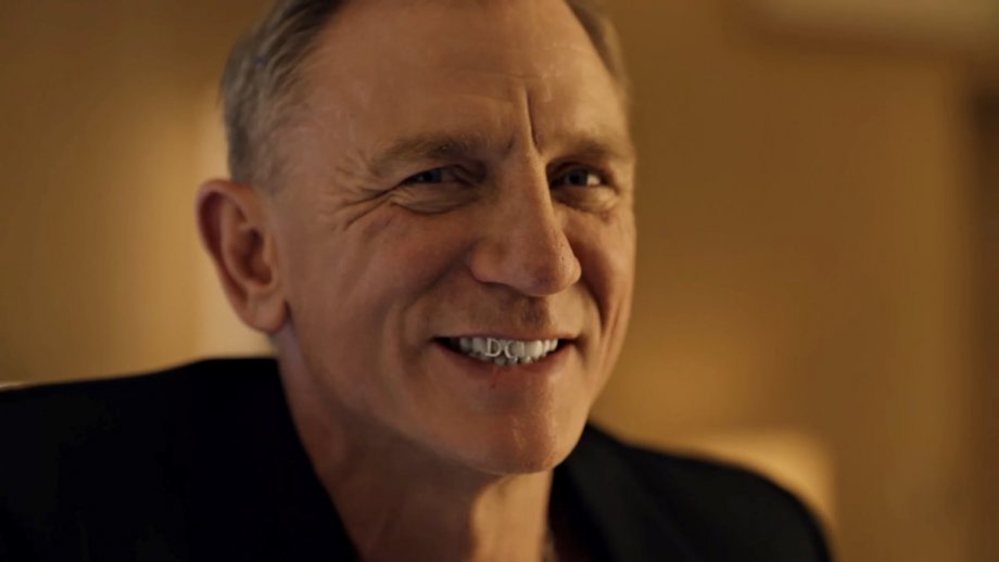 Taika Waititi Directs a Dancing Daniel Craig in This Hilarious Vodka Ad ...