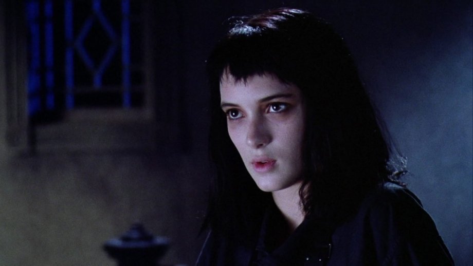 Lydia Deetz Paved the Way for Tim Burton’s Goth Heroines - Nerdist