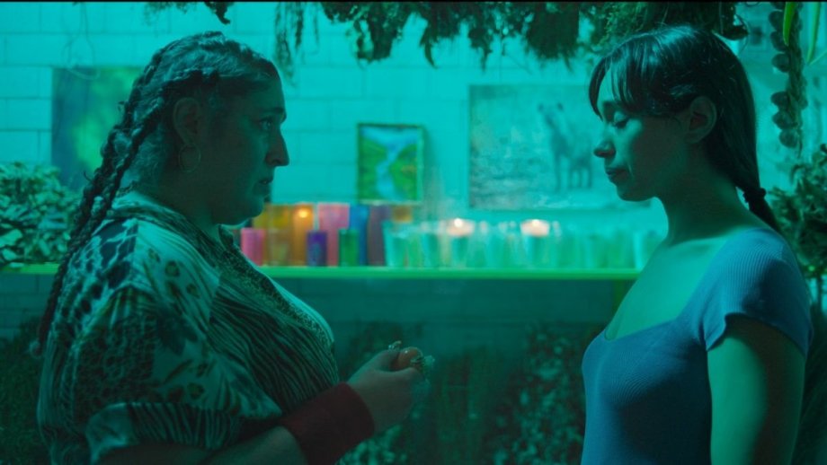 HUESERA: THE BONE WOMAN Uses a Mexican Myth to Break Motherhood - Nerdist