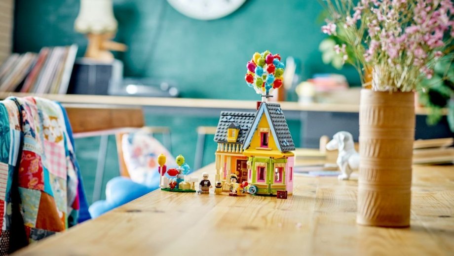 Feel All the Feels When You Build This LEGO UP House - Nerdist