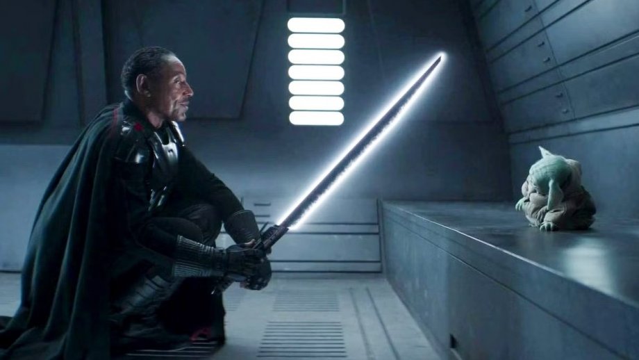Everything We Know About Palpatine's Cloning and Snoke Program From THE ...