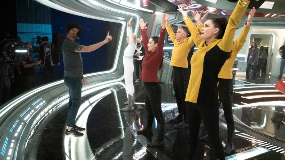 Behind the Scenes of the STAR TREK: STRANGE NEW WORLDS’ Musical Episode ...