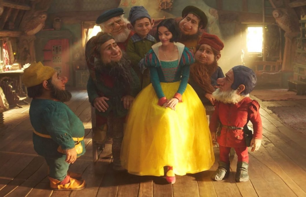 Disney Shares Live-Action SNOW WHITE First-Look Photo Featuring Rachel ... Disney Shares Live-Action SNOW WHITE First-Look Photo Featuring Rachel ...