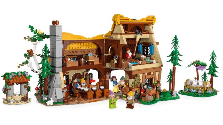 Make SNOW WHITE's Cottage Your Home With This LEGO Set - Nerdist
