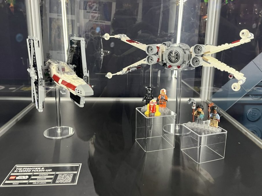 Which Sets Is LEGO Showcasing at SDCC 2024? Take a Closer Look with Us ...