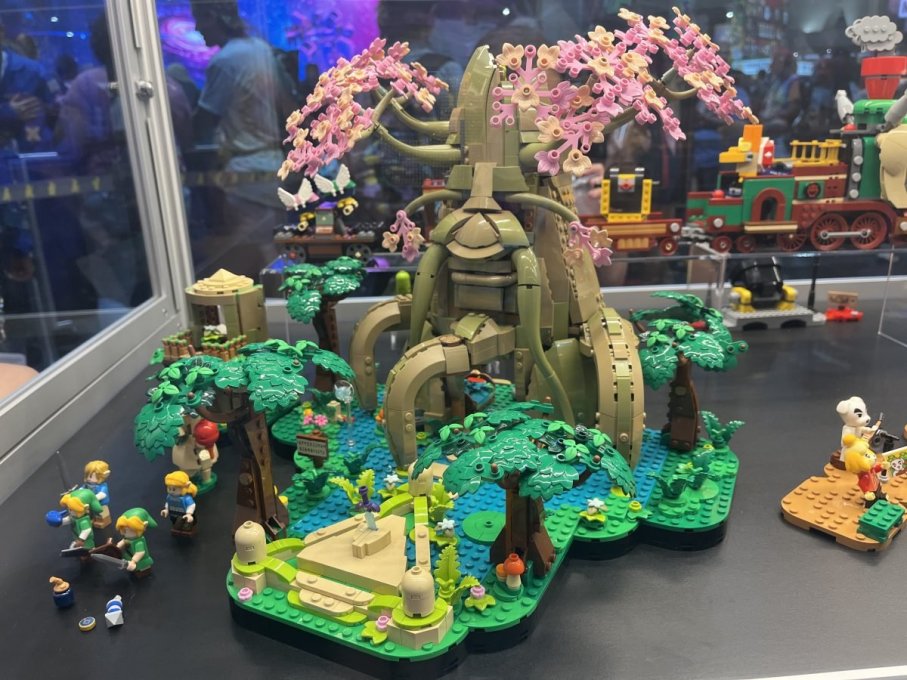 Which Sets Is LEGO Showcasing at SDCC 2024? Take a Closer Look with Us ...