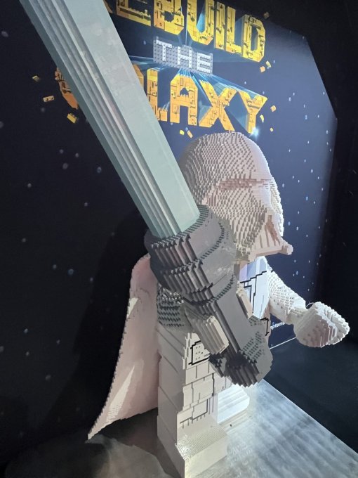 LEGO Brings Life-Size R2D2 and Jedi Vader STAR WARS Models to SDCC 2024 ...