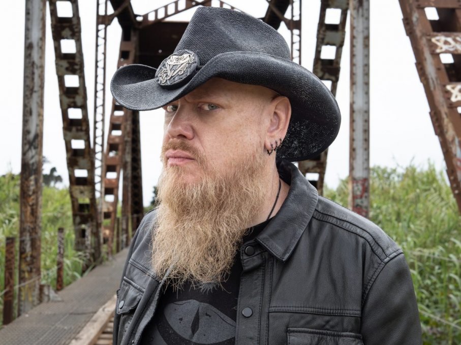 Watch Jason Charles Miller's 'Digging in the Dust' Sci-Fi Inspired ...