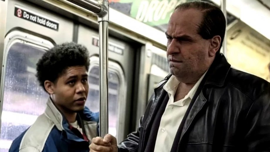 How Vic in THE PENGUIN Mirrors Batman's Second Robin, Jason Todd - Nerdist