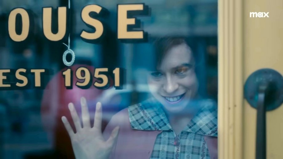 WELCOME TO DERRY Footage Teases Bill Skarsgård's Return as Pennywise the Clown in IT Prequel ...