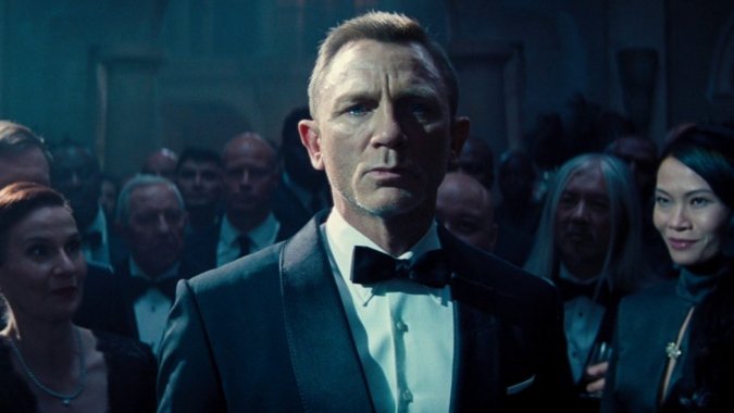 Who Does Daniel Craig Want As A New James Bond He Doesnt Care Nerdist
