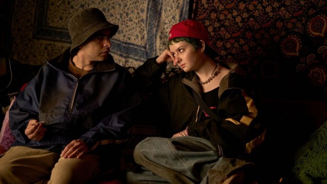 Y2K Delivers an Unadulterated Nostalgia Trip Full of Screams, Laughs ...