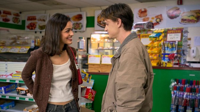 Y2K Delivers an Unadulterated Nostalgia Trip Full of Screams, Laughs ...