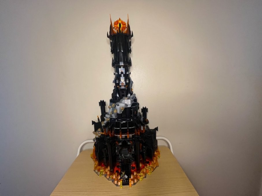 LEGO's LORD OF THE RINGS Barad-dûr Set Review: Barad-dûr Is a Gorgeous ...
