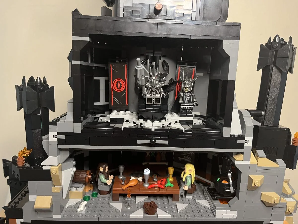 LEGO's LORD OF THE RINGS Barad-dûr Set Review: Barad-dûr Is a Gorgeous ...